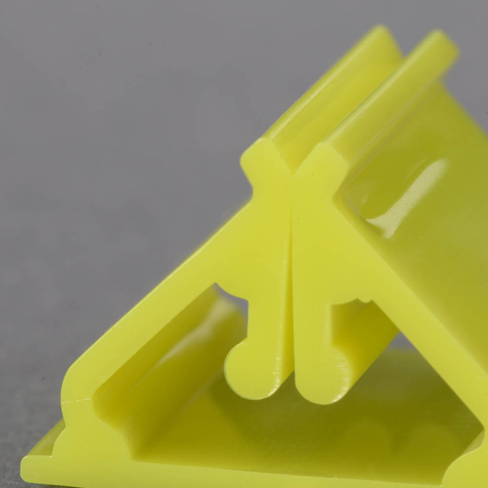 19X19X13mm Plastic Stand Yellow
