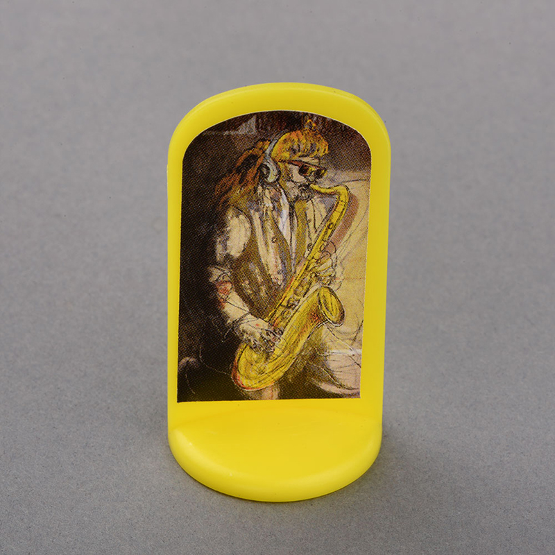 Yellow Sticker Pawn Stand